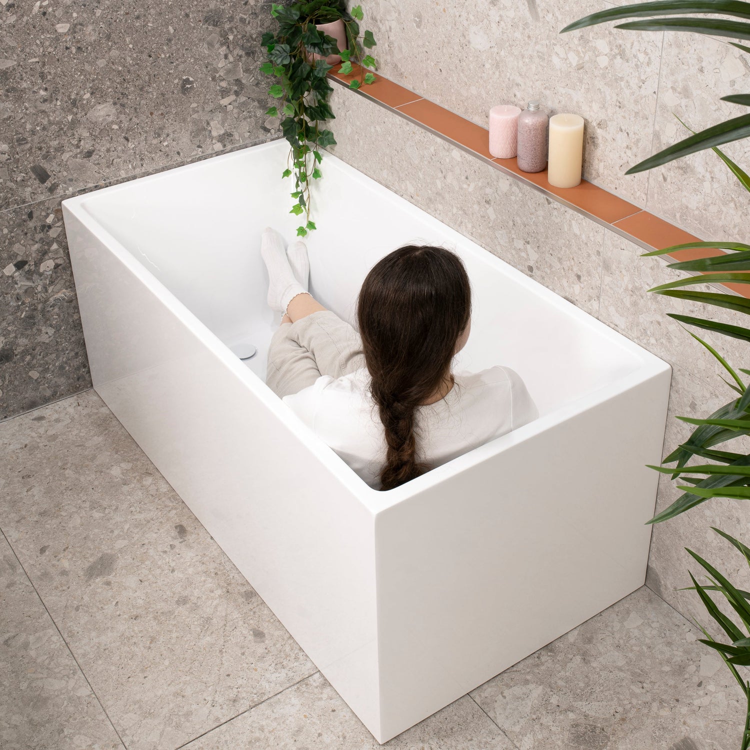 Cubix 1400mm Square Multifit Freestanding Bath, Gloss White – Enflair